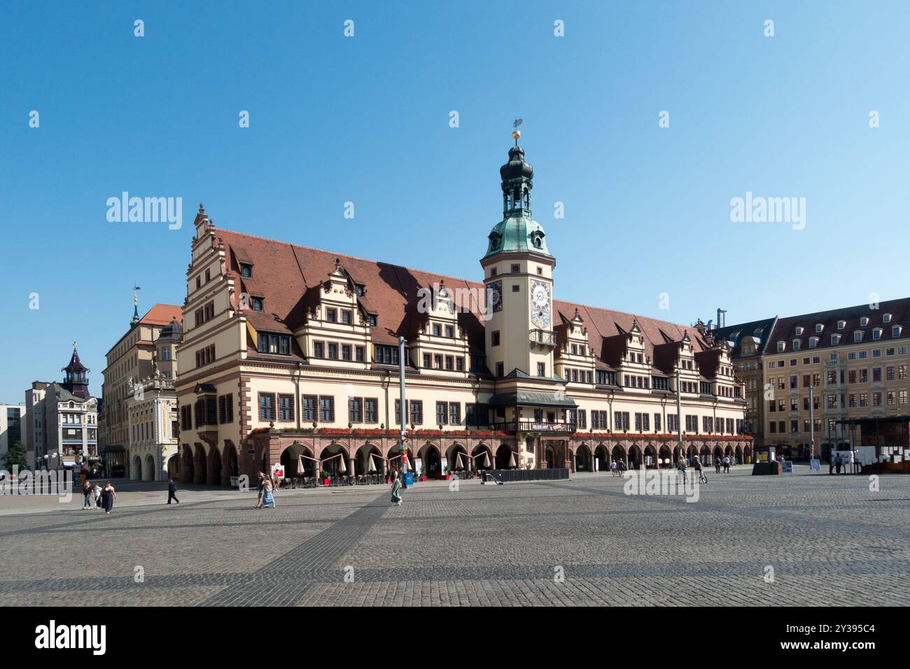 Germany historic city hall hi-res stock photography and images - Alamy