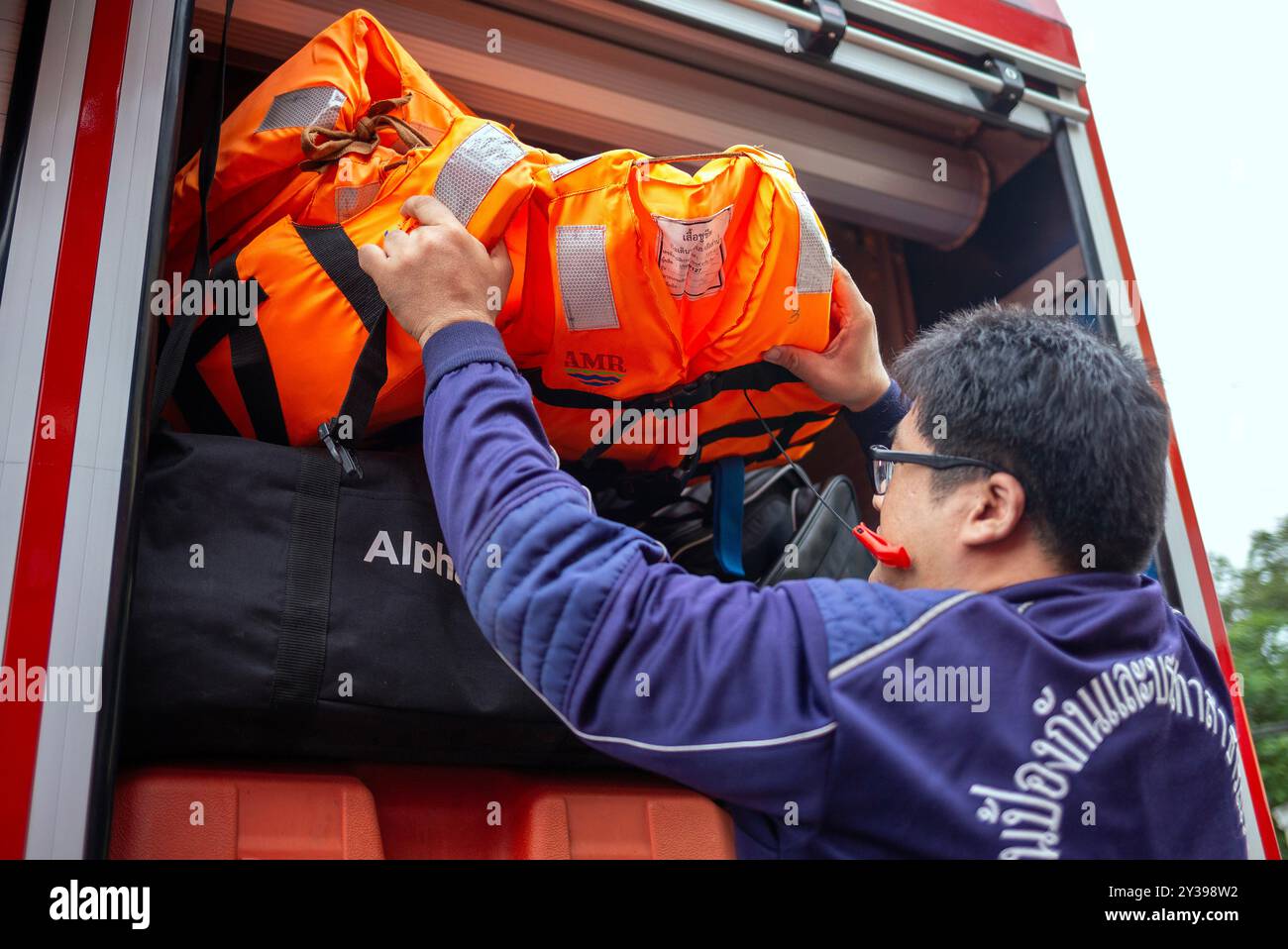 Loading ambulances hi-res stock photography and images - Alamy