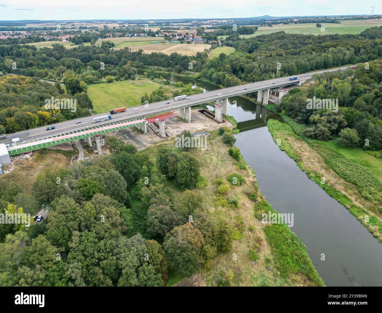 12 September 2024, Saxony, Grimma: The new Mulde bridge on the A14 near ...