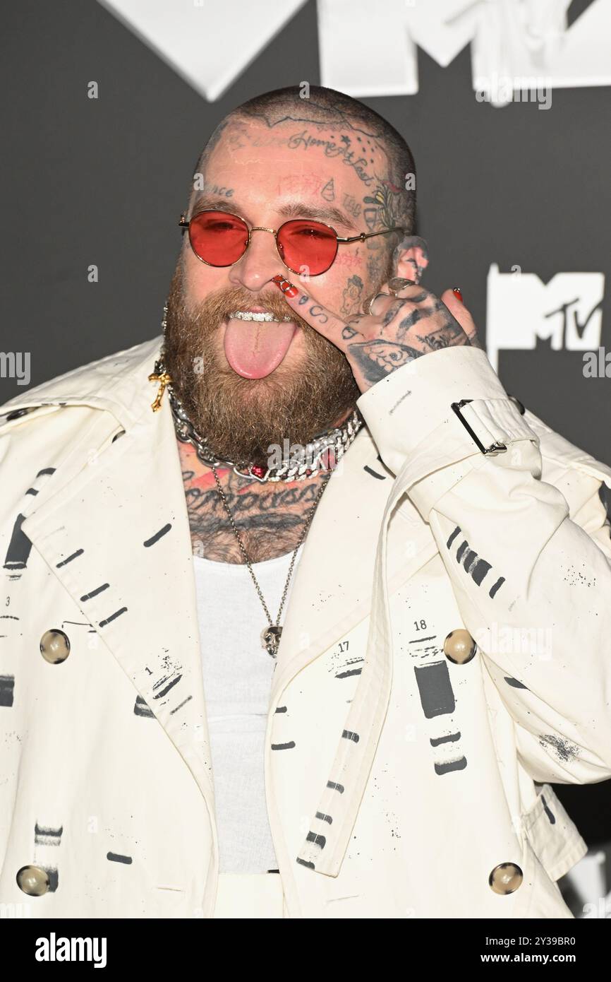 Teddy Swims attends the 2024 MTV Video Music Awards at UBS Arena on ...