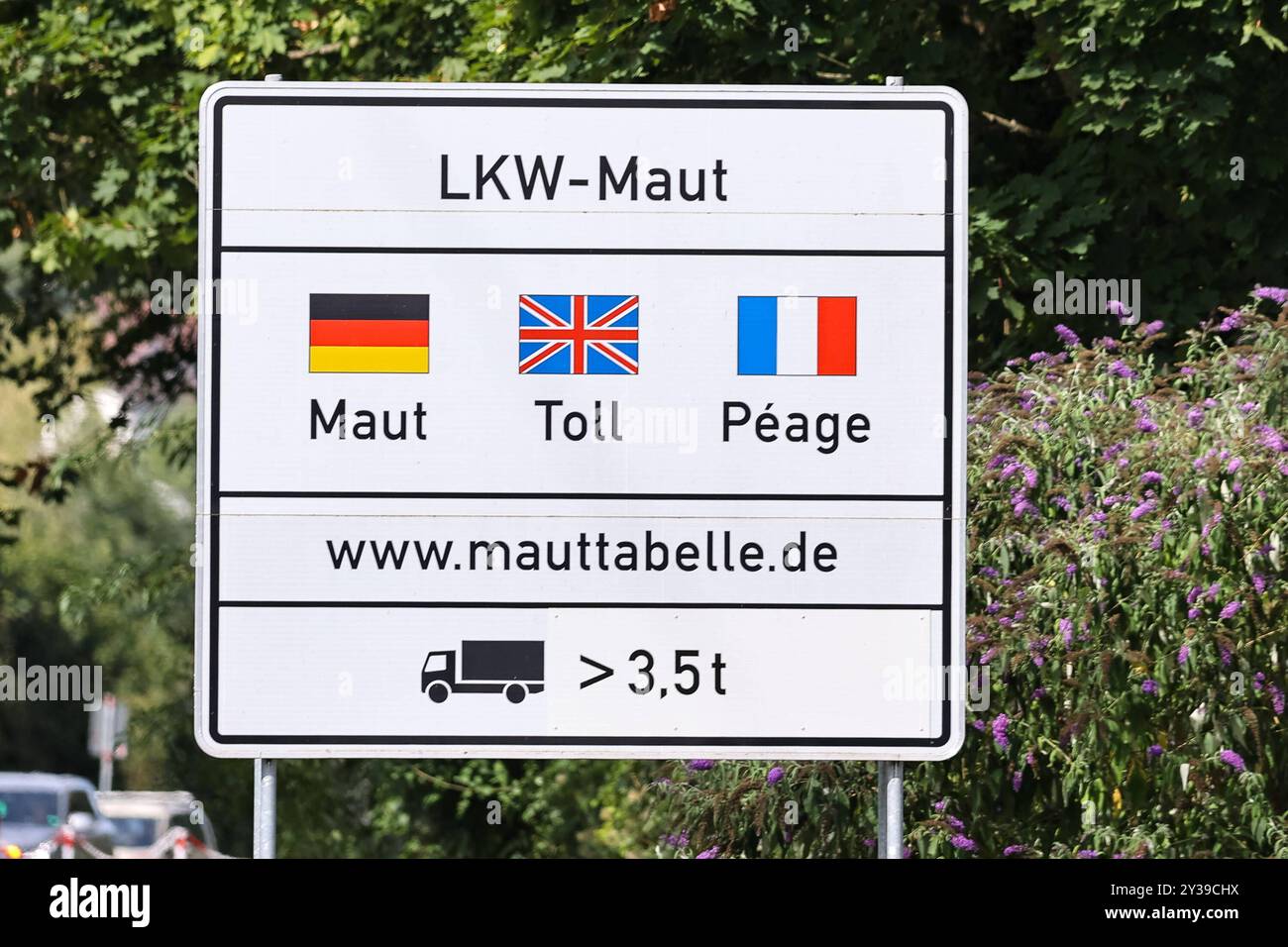 LKW-Maut, Symbolbild, Verkehrsschild, Mautsystem, Deutschland ...