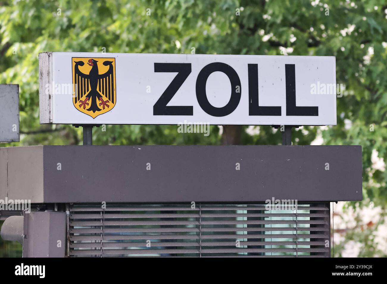 Zollinspektion hi-res stock photography and images - Alamy
