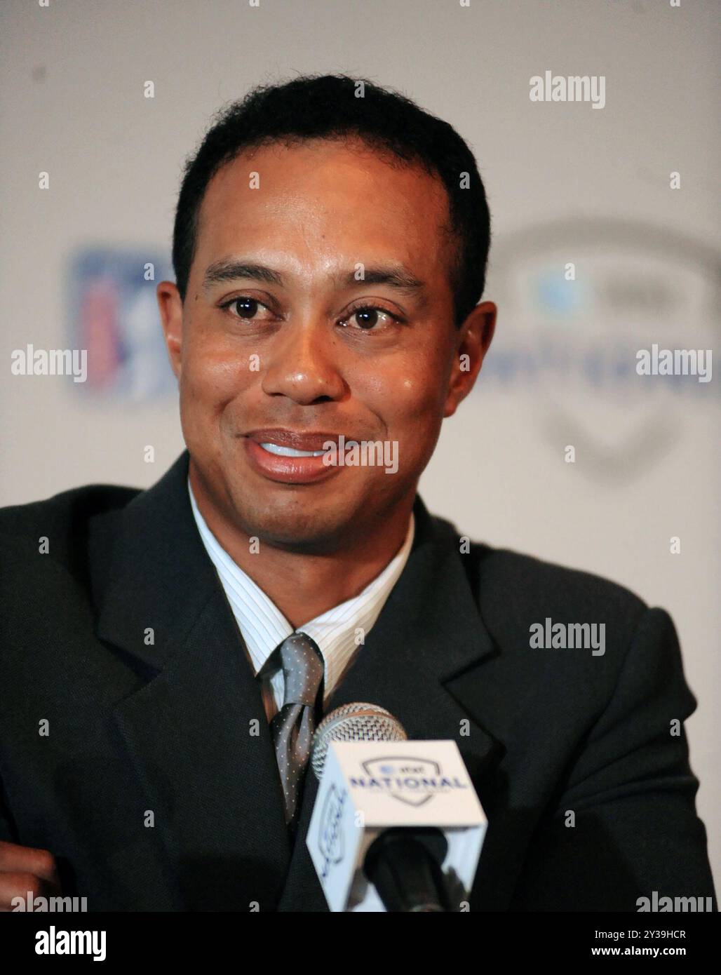 Tiger woods in public hi-res stock photography and images - Alamy