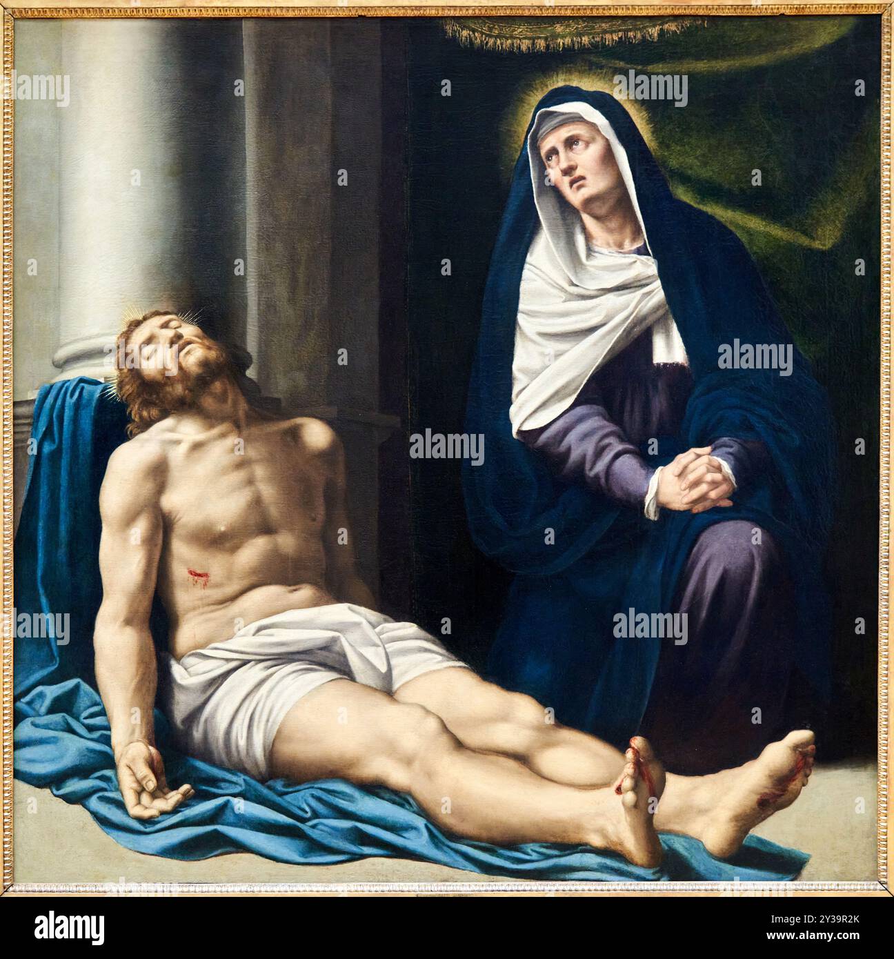 The virgin mourning the dead christ hi-res stock photography and images ...