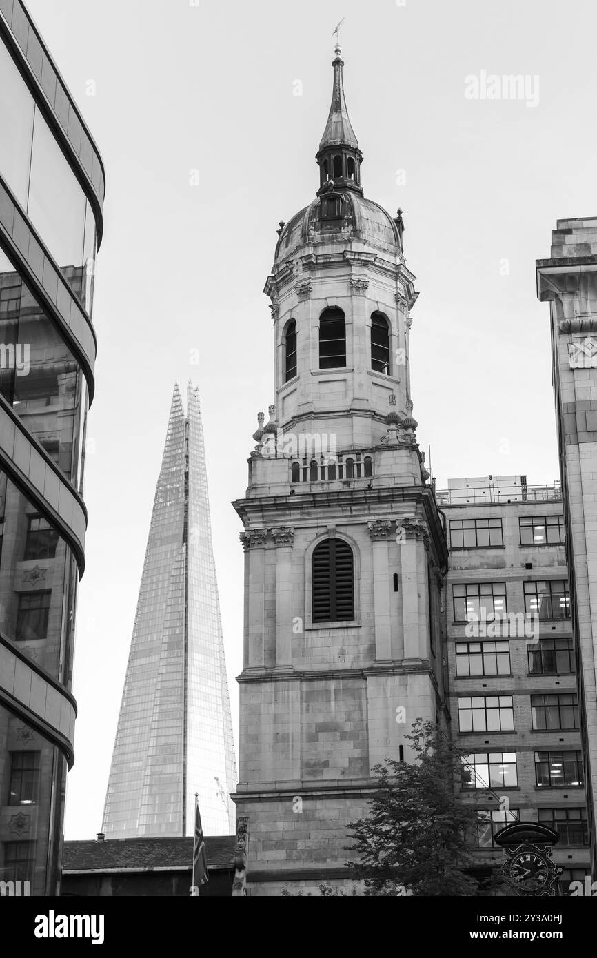Modern spire tower Black and White Stock Photos & Images - Alamy