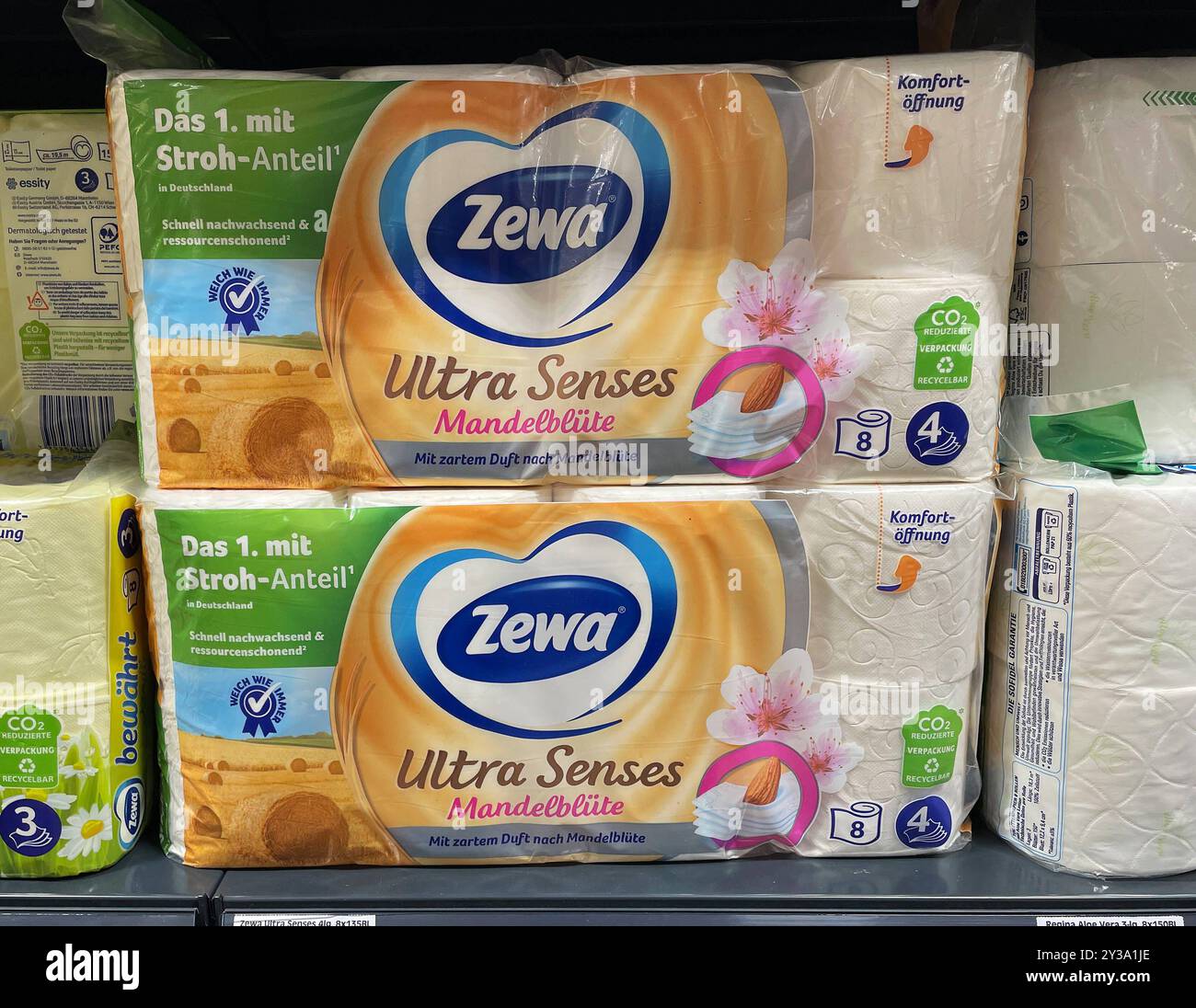 Bayern, Deutschland 13.September 2024: Hier der Blick im Supermarkt ...