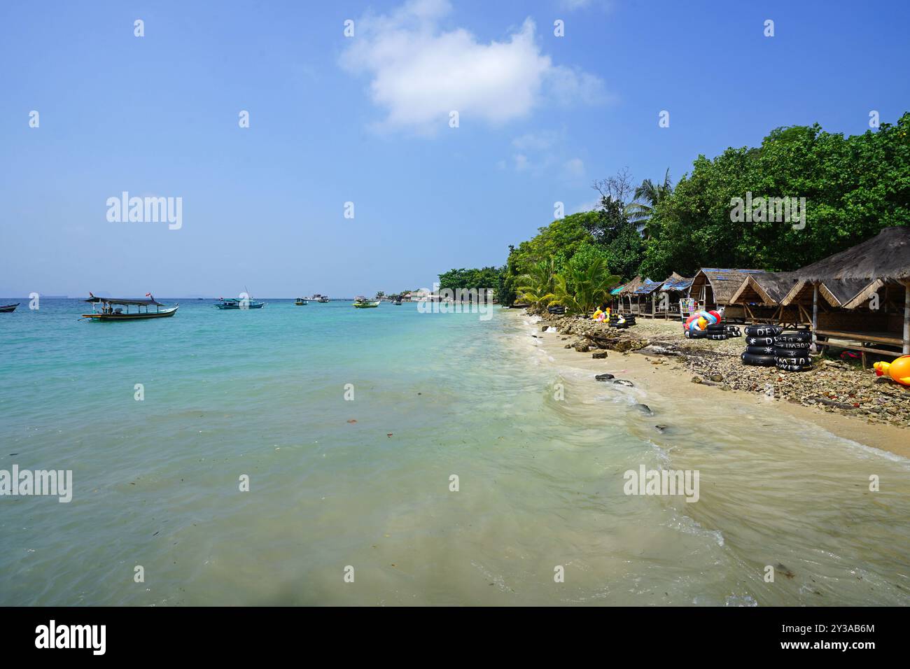 Pantai Mutun Beach, Lampung, Sumatera, Indonesia Stock Photo - Alamy