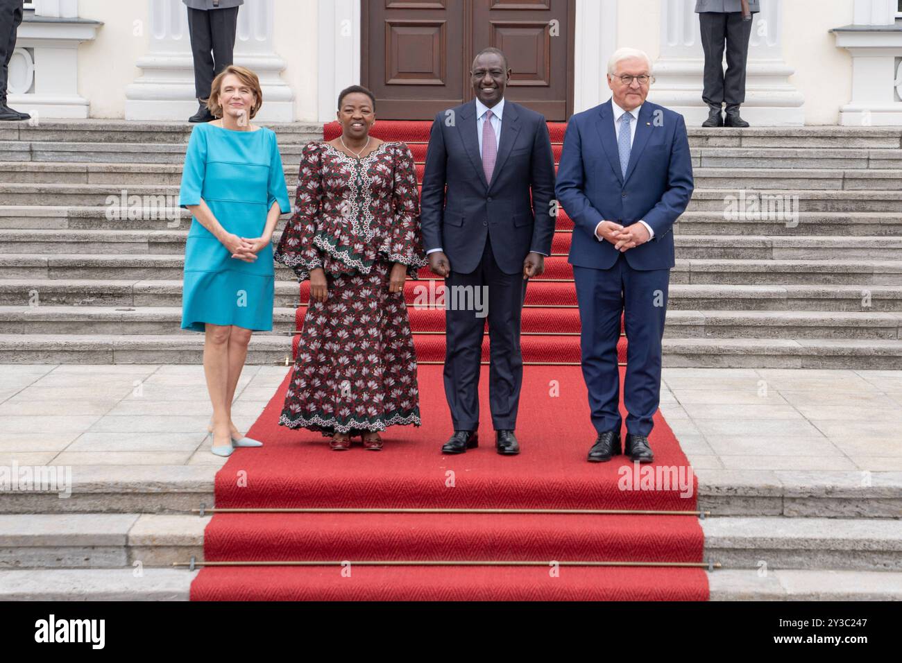 Bundespräsident Frank-Walter Steinmeier und seine Ehefrau Elke ...