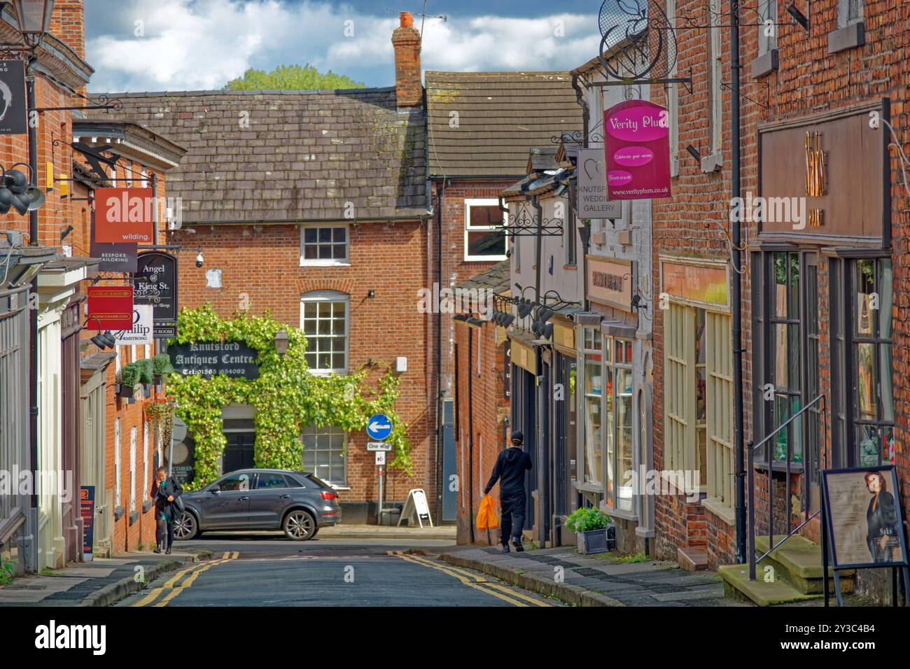 Minshull Street at Knutsford town centre in Cheshire, England Stock ...
