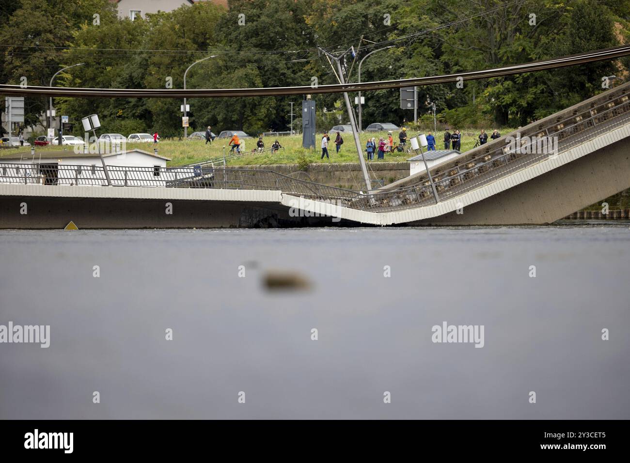 Partial collapse of the Carola Bridge in Dresden, 11/09/2024 Stock ...