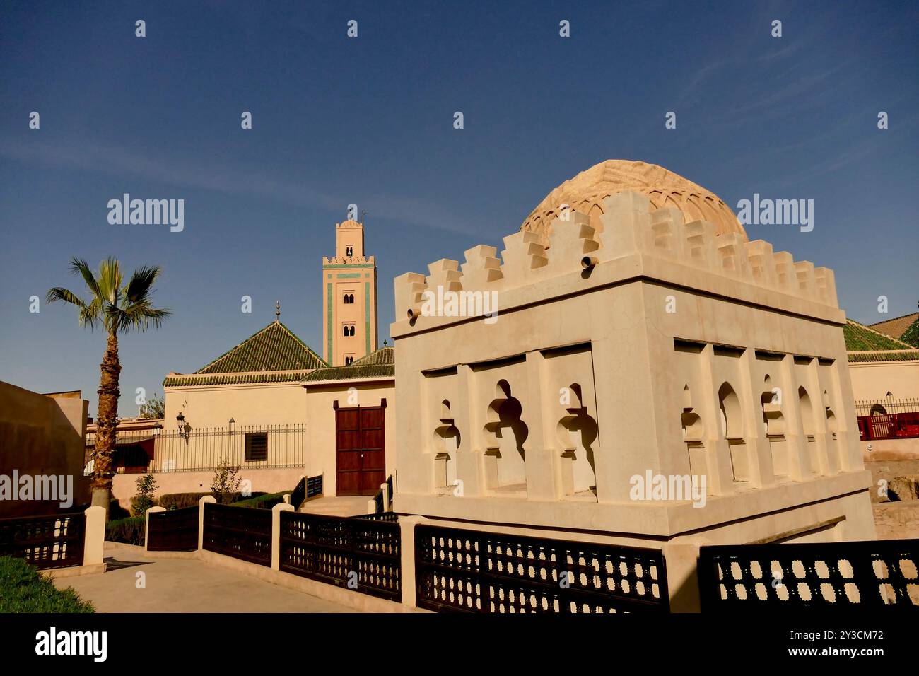 The house of artisans building hi-res stock photography and images - Alamy