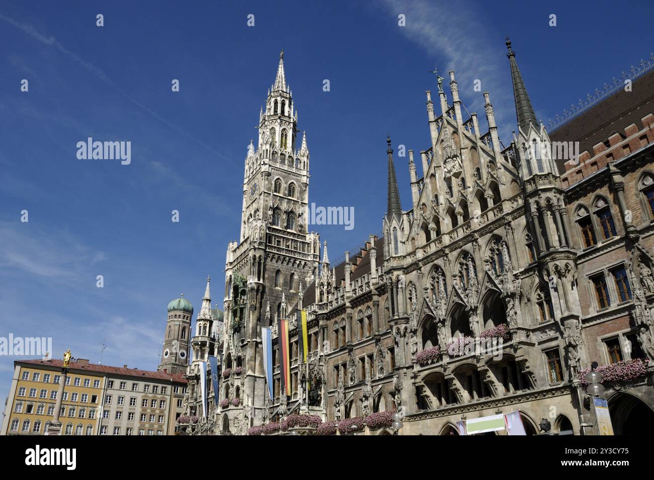 City hall on rock hi-res stock photography and images - Alamy