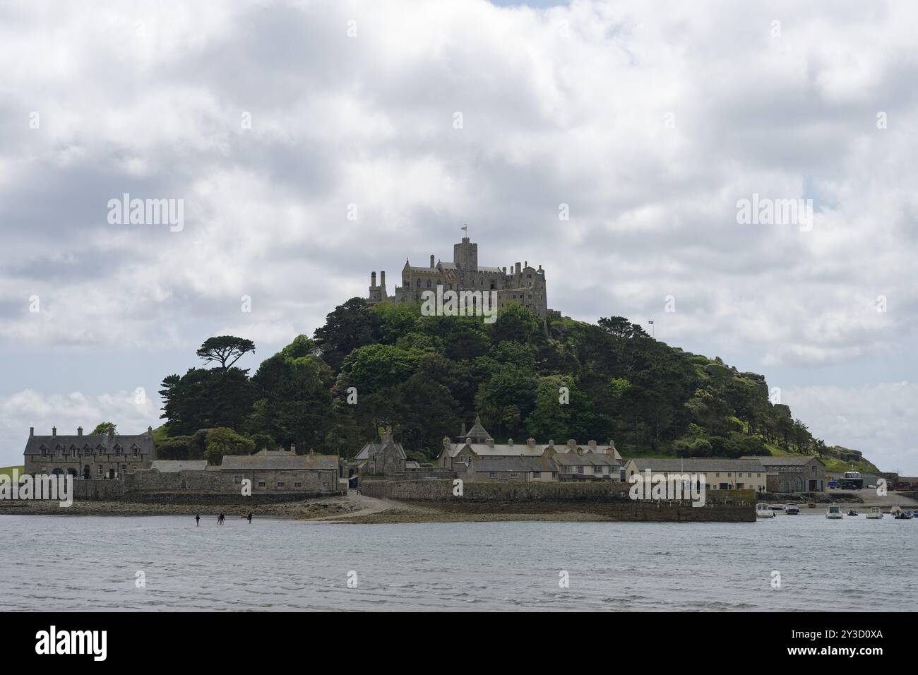 Causeway at high tide, Castle, St Michaels Mount, Marazion, England, UK ...