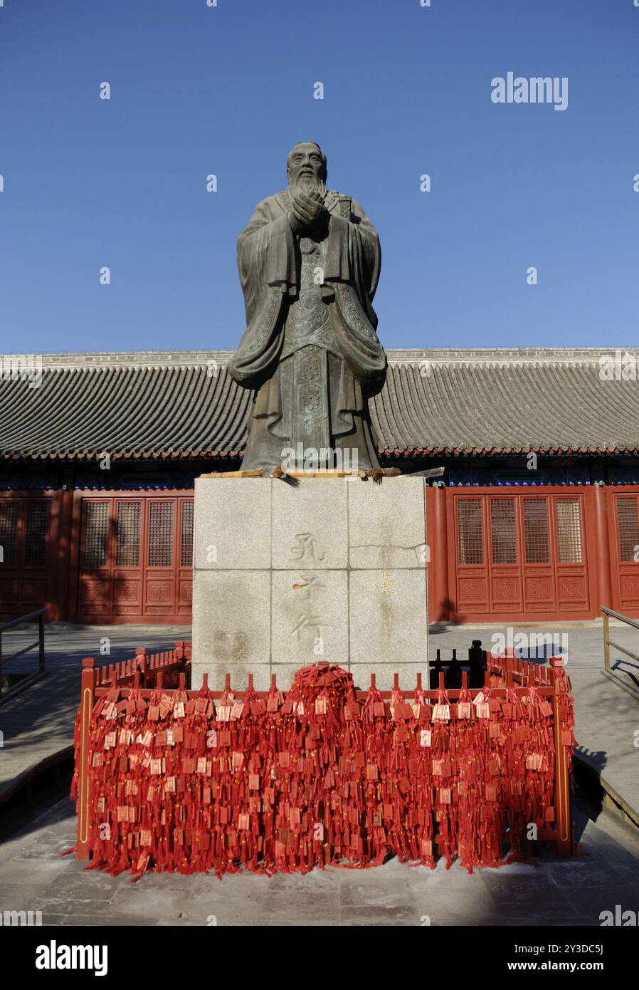 Confucius Statue at Guo Zi Jian Museum, Beijing, China, Asia Stock ...