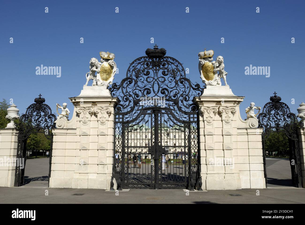 Belvedere palace gate hi-res stock photography and images - Alamy