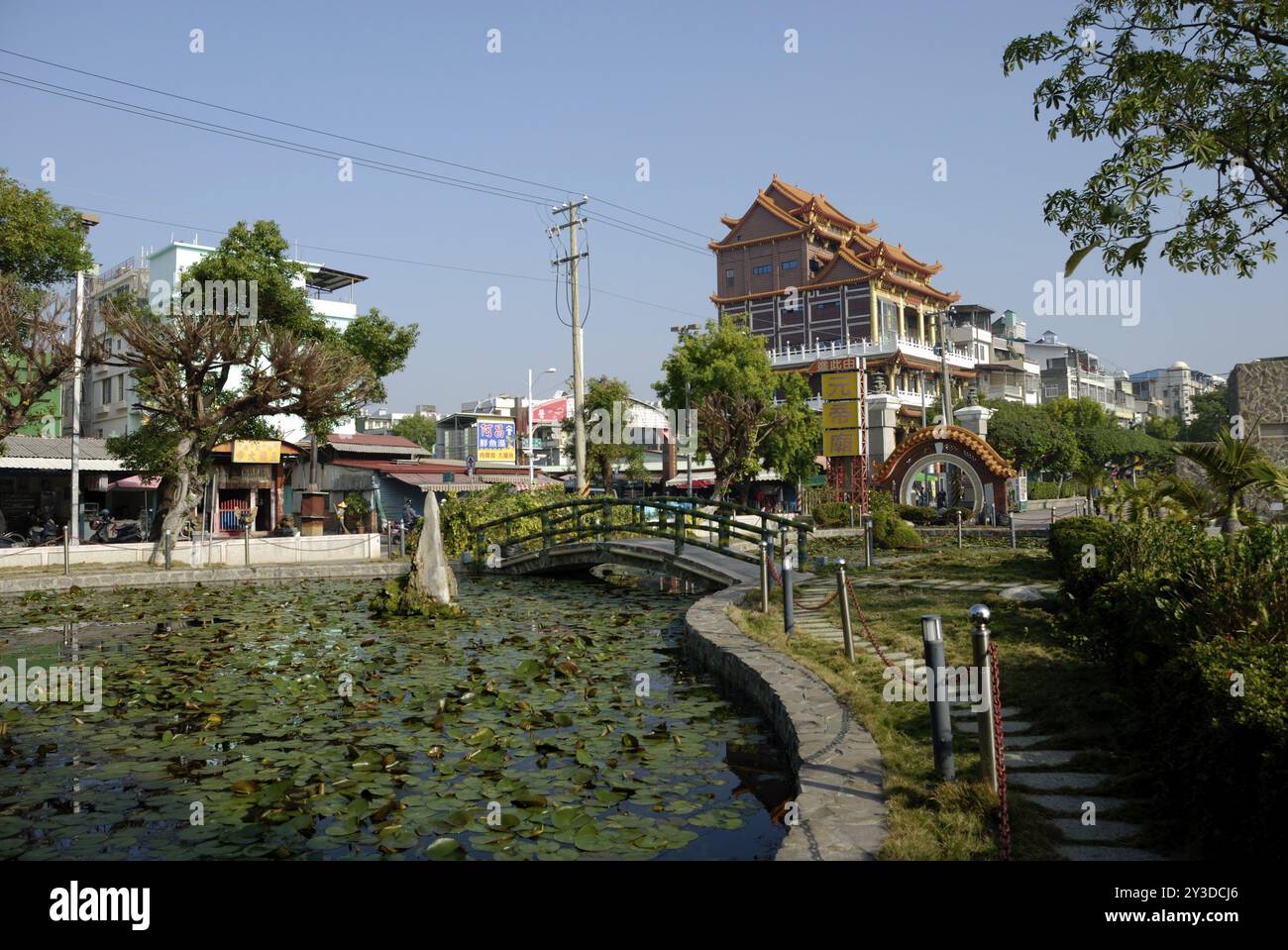 Chinshihhuangti Pavilion, Lotus Lake, Kaohsiung, Taiwan, Asia Stock ...