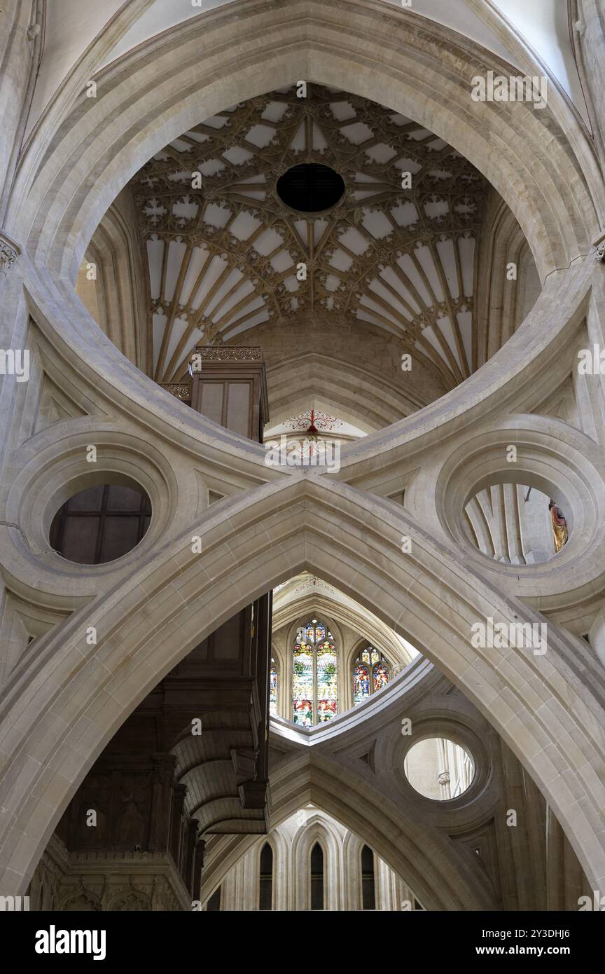 Interior view, Scissor Arches, Wells Cathedral, Wells, England, Great ...