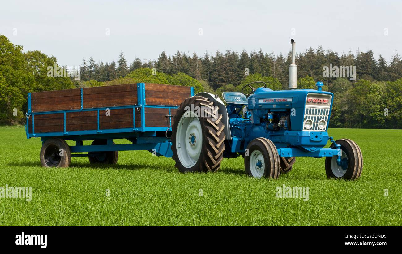 Ford 5000 Classic tractor and Harford three ton tipping trailer Stock ...