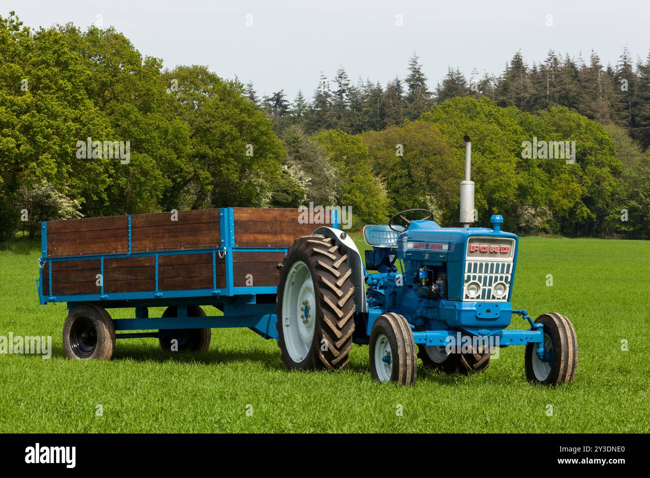 Ford 5000 Classic tractor and Harford three ton tipping trailer Stock ...