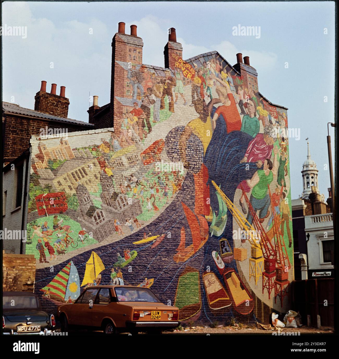 People's River Mural, Creek Road, Greenwich, Greater London Authority ...
