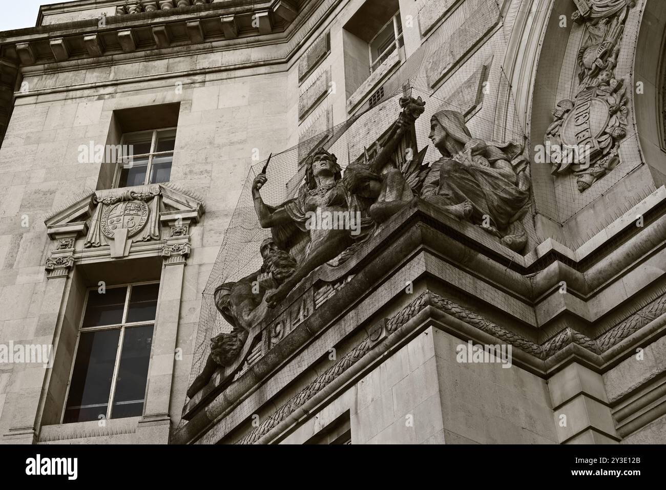 War Memorial at Waterloo Station Stock Photo - Alamy