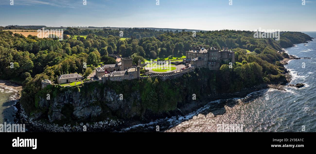 Tourists scotland filming hi-res stock photography and images - Alamy