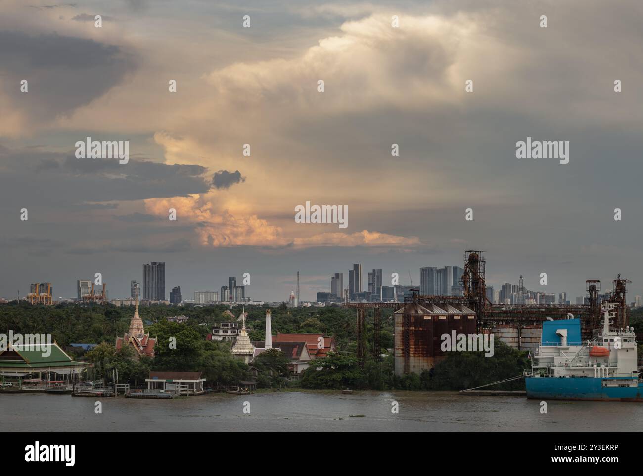 Kachao hi-res stock photography and images - Alamy