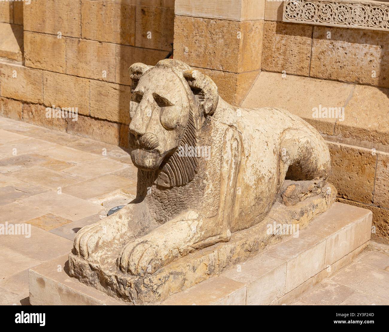 Coptic egyptian statue hi-res stock photography and images - Alamy