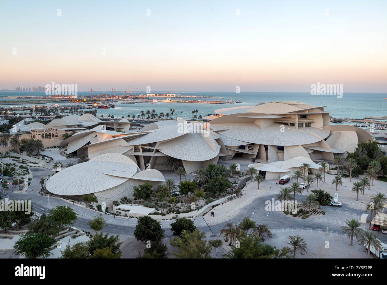 National museum of Qatar in Doha Stock Photo - Alamy