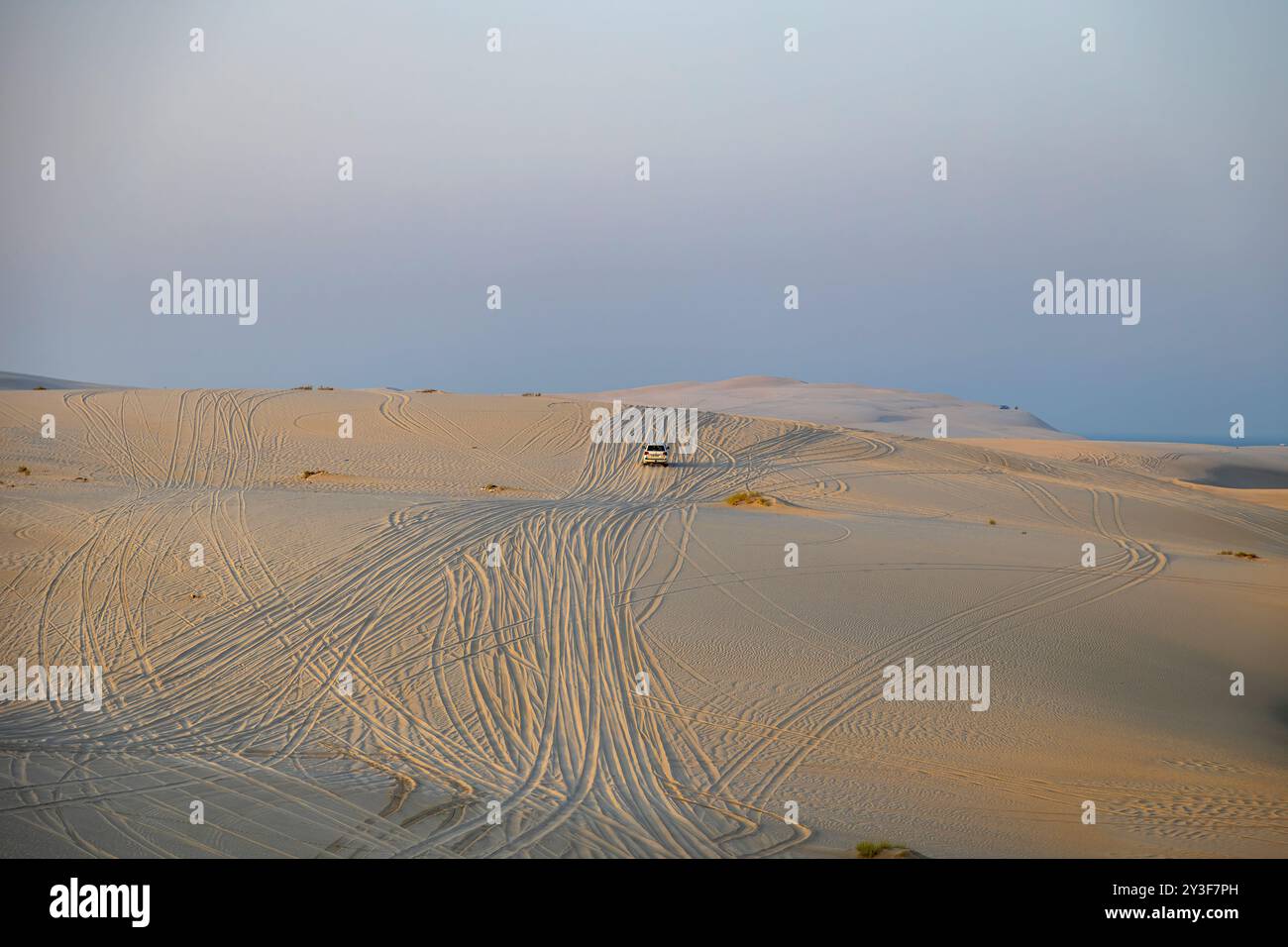 Off-road dune bashing inland sea Doha Qatar Stock Photo - Alamy