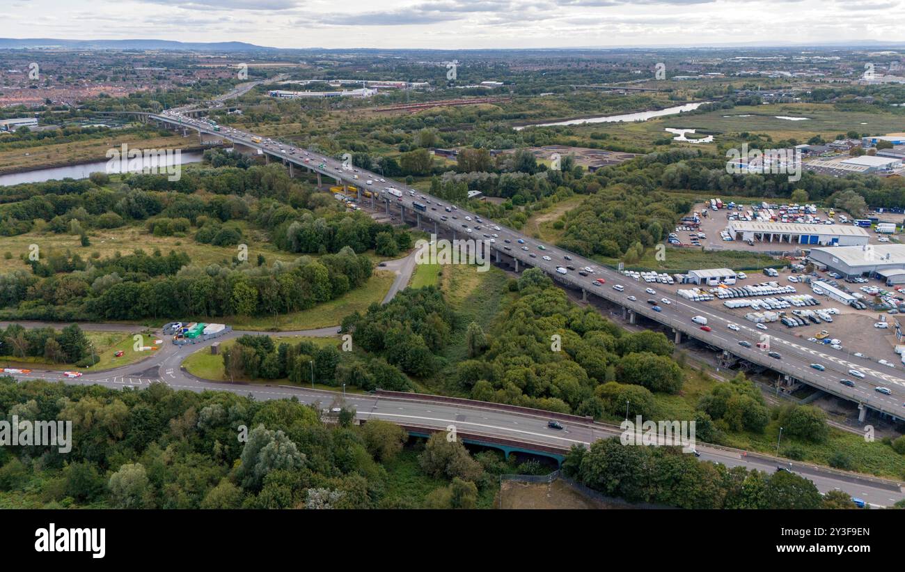 High level six lane dual carriageway road bridge hi-res stock ...