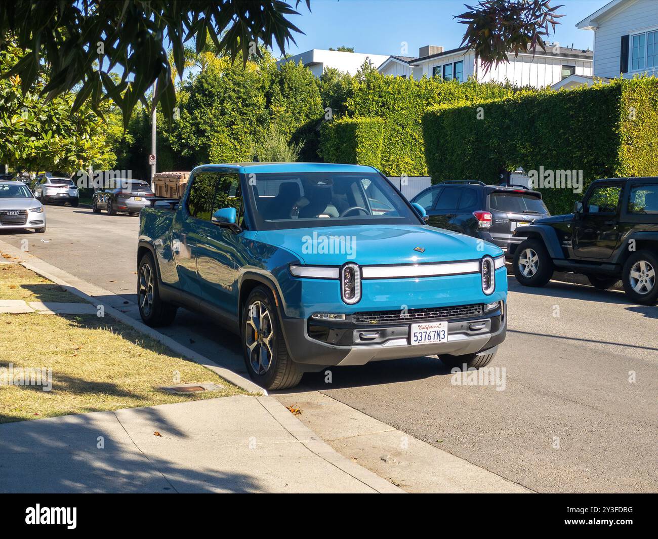 Rivian truck hi-res stock photography and images - Alamy