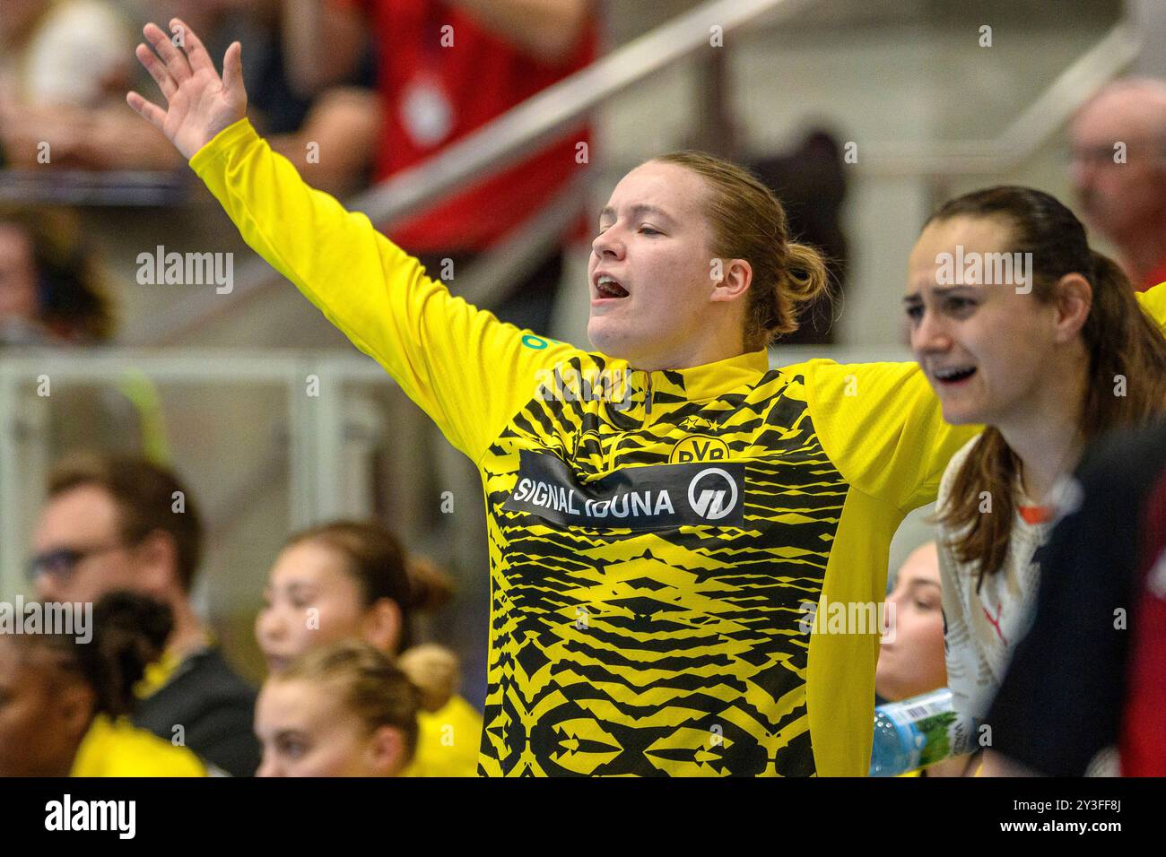 Lisa Antl (BVB 09 Handball, #9) GER, Thueringen, Thueringer HC gegen ...