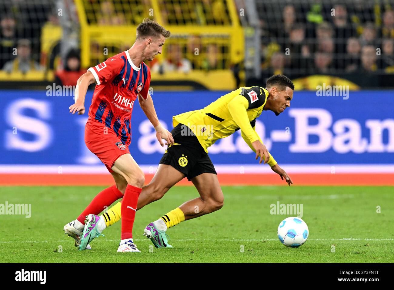 DORTMUND - (l-r) Jan Schoppner of 1 FC Heideheim 1846 EV, Felix Nmecha ...