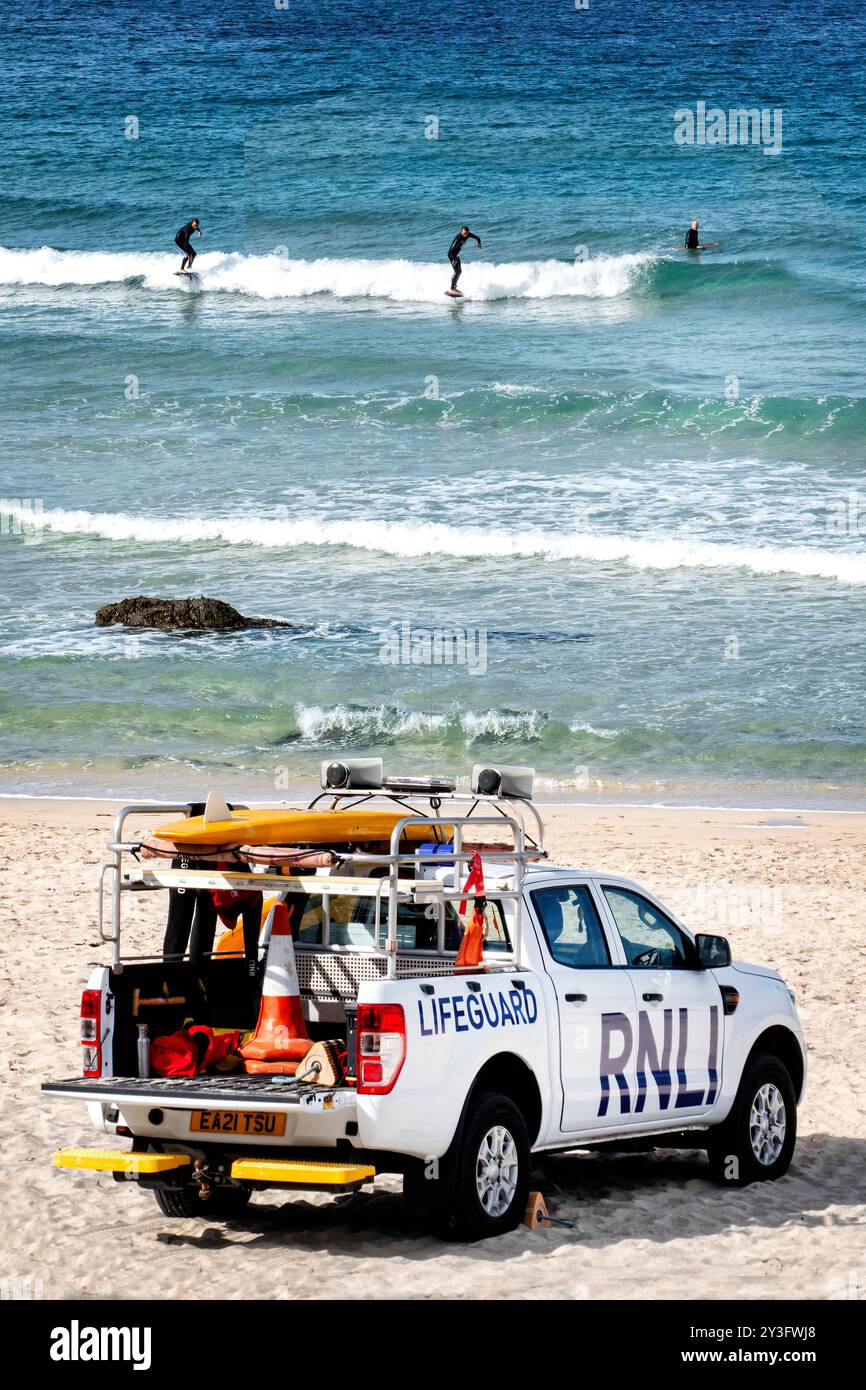 Lifeguards on st ives beach hi-res stock photography and images - Alamy