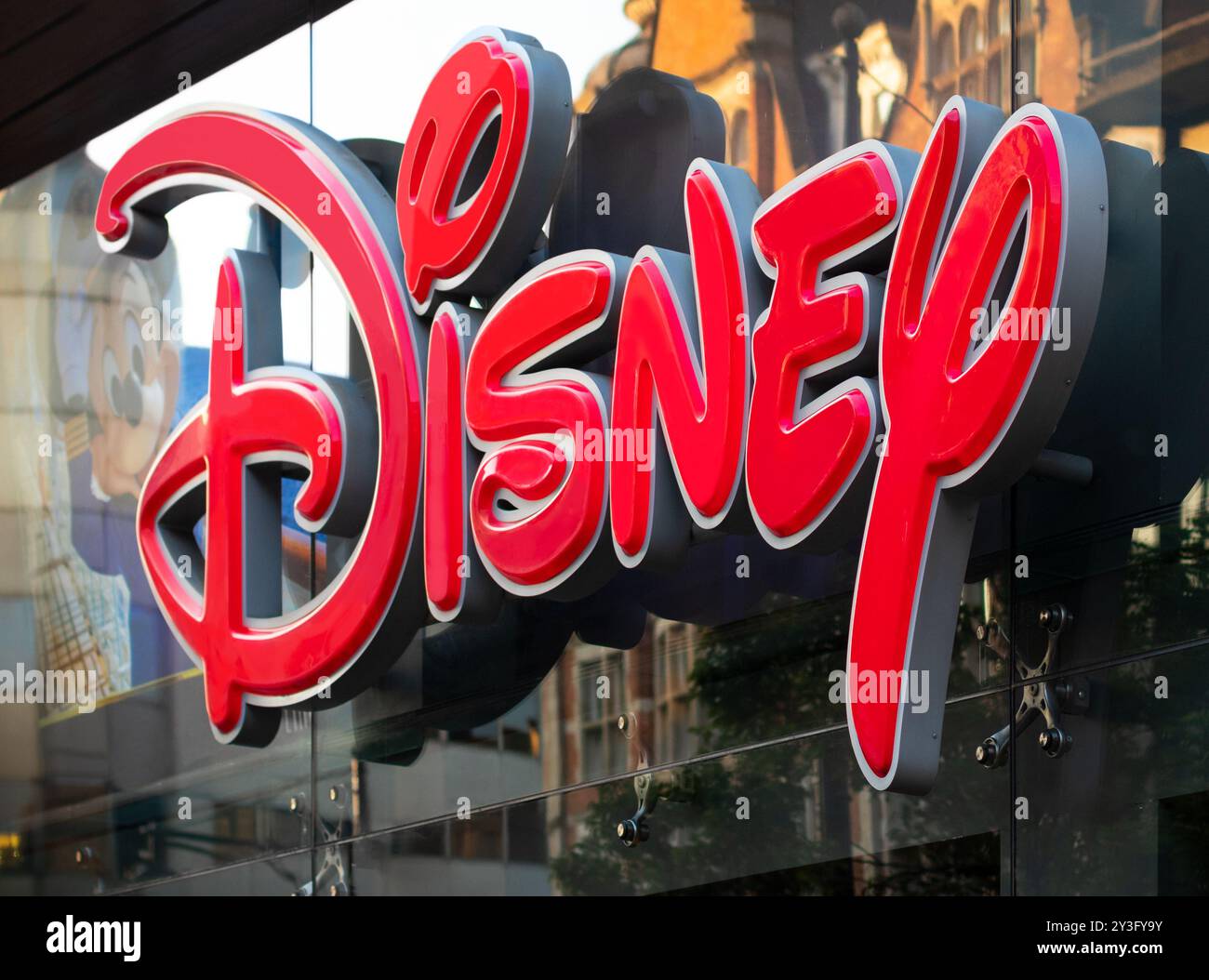 Disney store sign. Iconic logo on exterior of Disney shop on retail ...