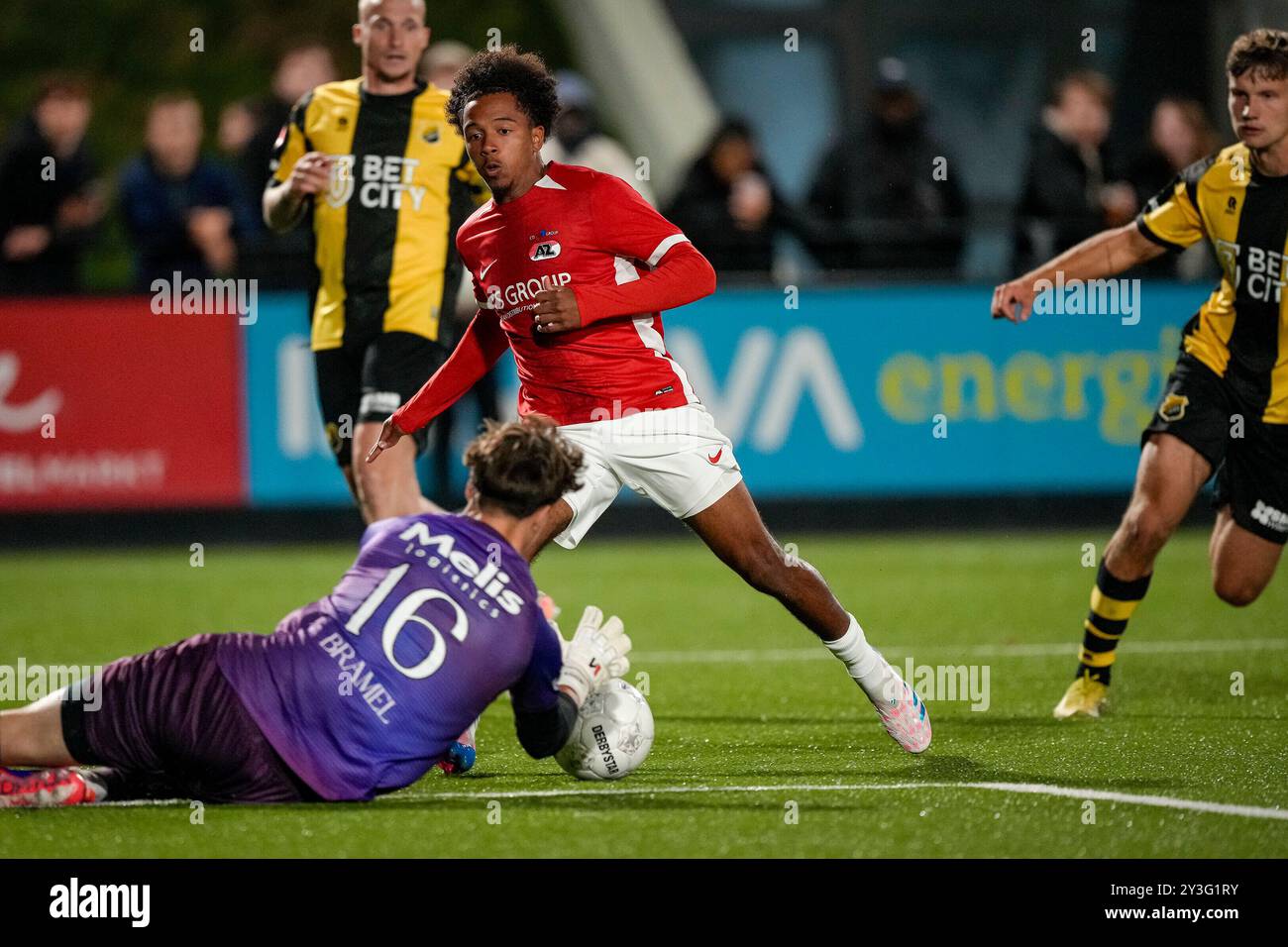 Goalkeeper dijkstra hi-res stock photography and images - Alamy