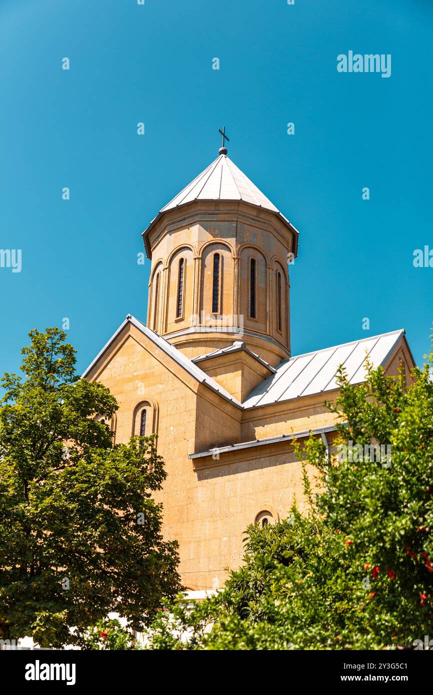 The Kashveti Church of St. George is a Georgian Orthodox Church in ...