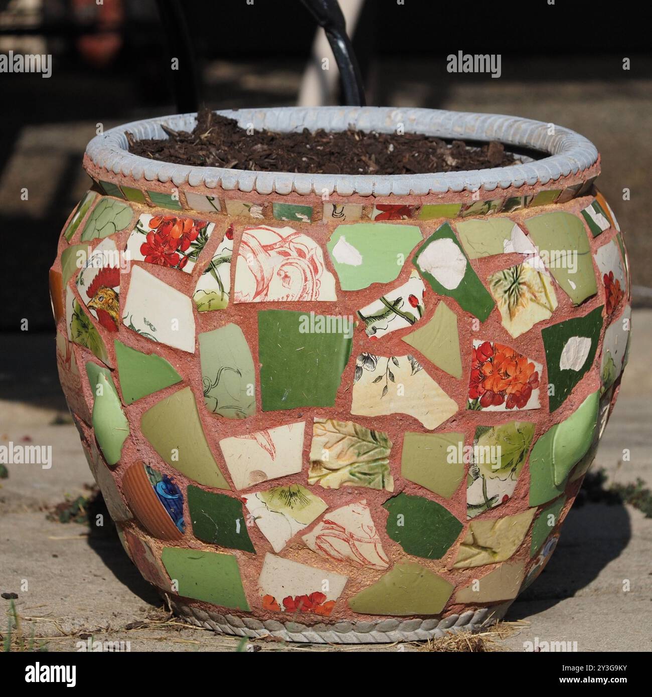 The pottery sits in the sun Stock Photo - Alamy