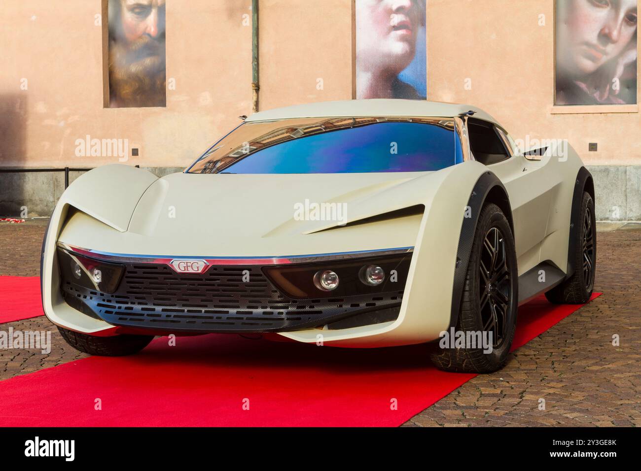 Gfg vision 2030 desert raid hi-res stock photography and images - Alamy