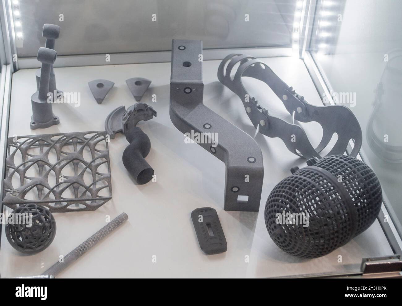 Various objects printed on a 3D printer from molten plastic powder ...