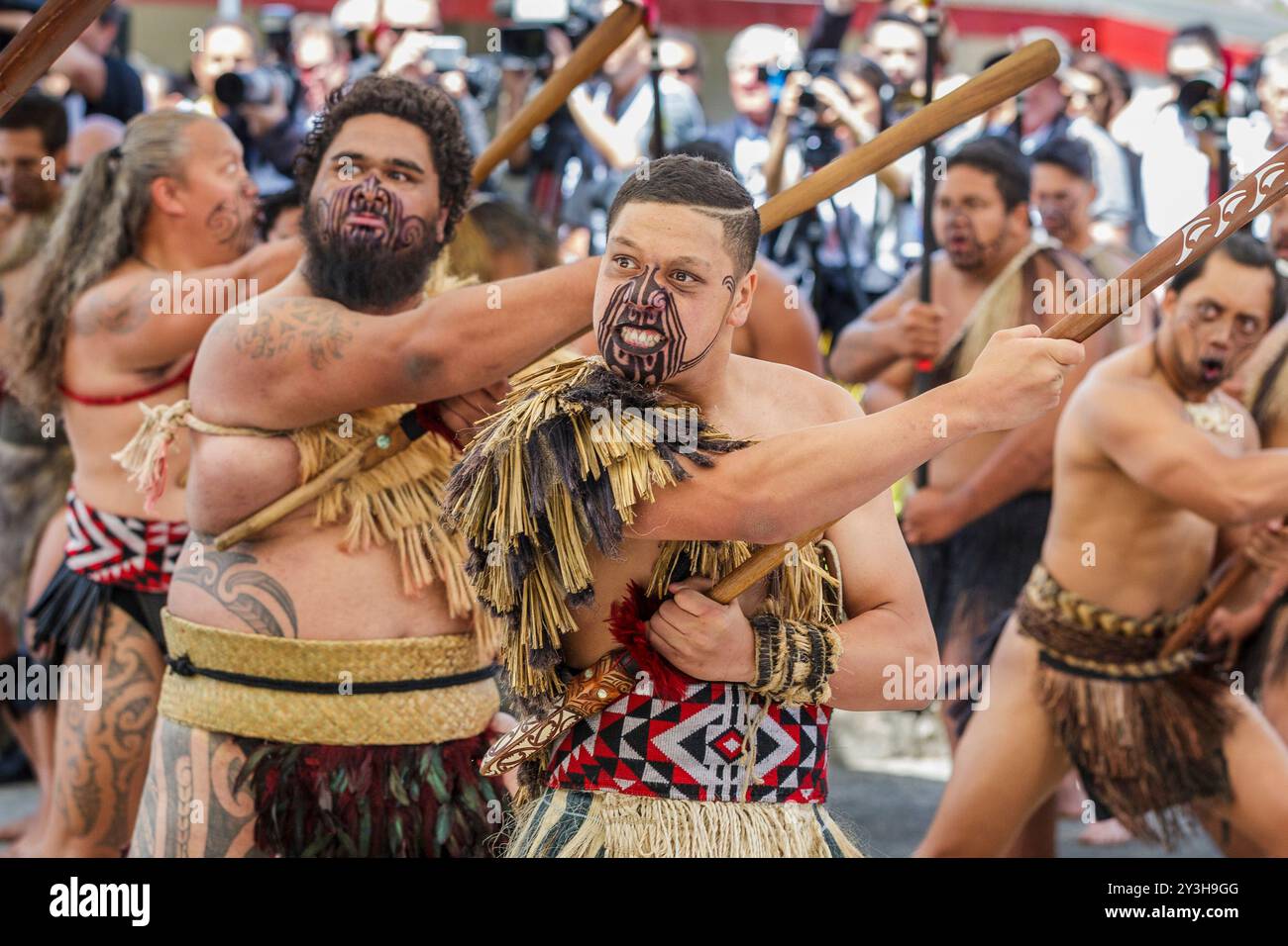 Maori warriors challenge Prince Charles, Prince of Wales and Camilla ...