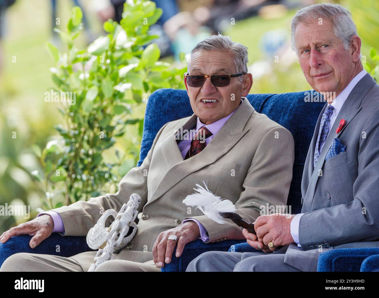 Prince Charles, Prince of Wales, right, with the Maori king Kiingi ...
