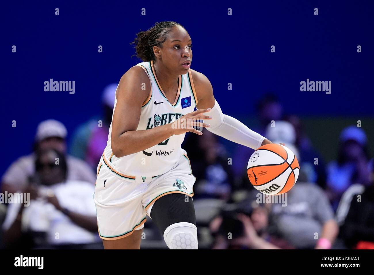 New York Liberty's Kennedy Burke advances the ball against the Dallas ...