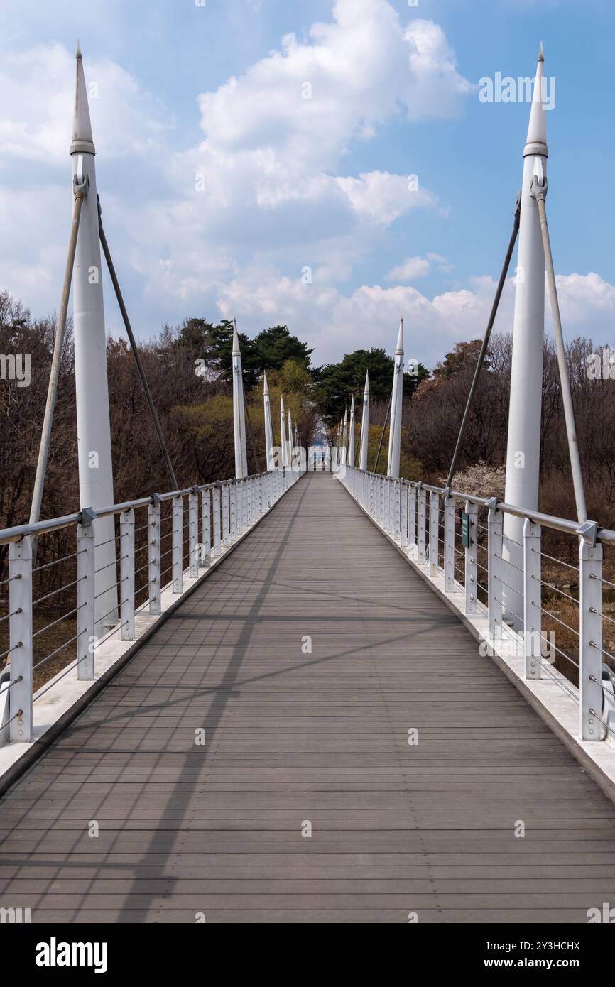 Seoul Forest Pedestrian Bridge with winter to early spring landscape ...