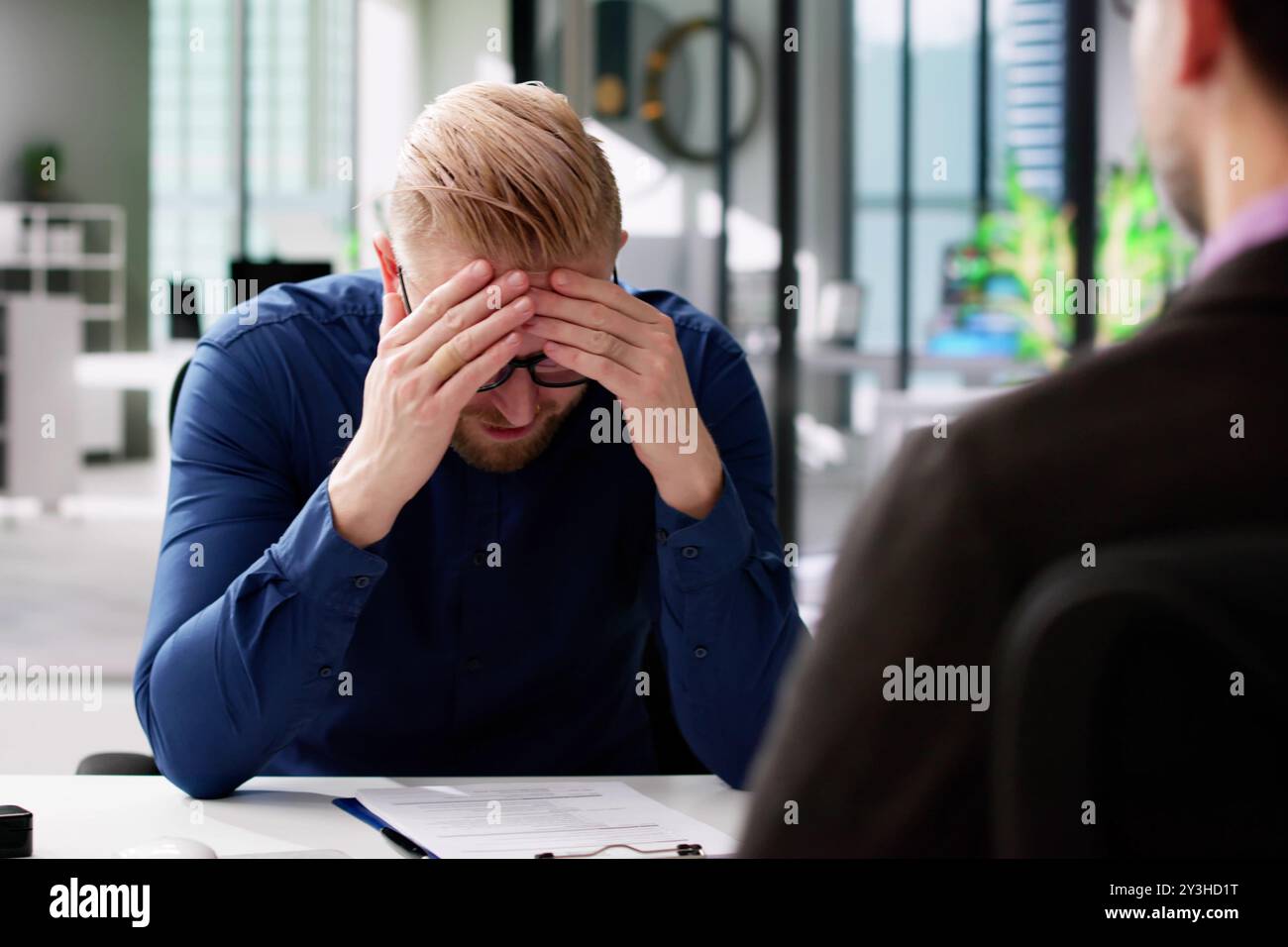 Disciplinary Meeting Or Interview Fail In Office Stock Photo - Alamy