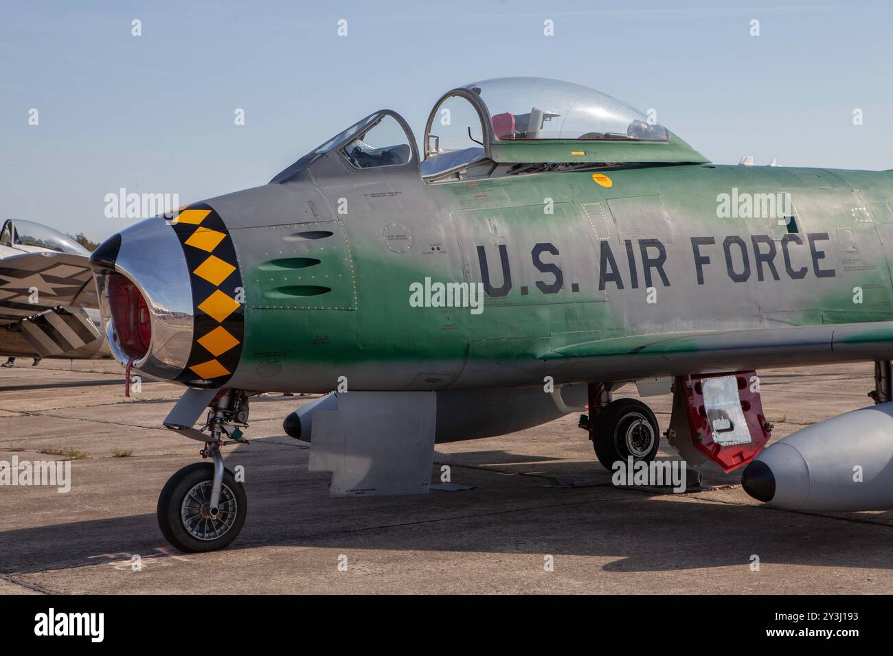 The Air Legend festival at Villaroche aerodrome, every second weekend ...