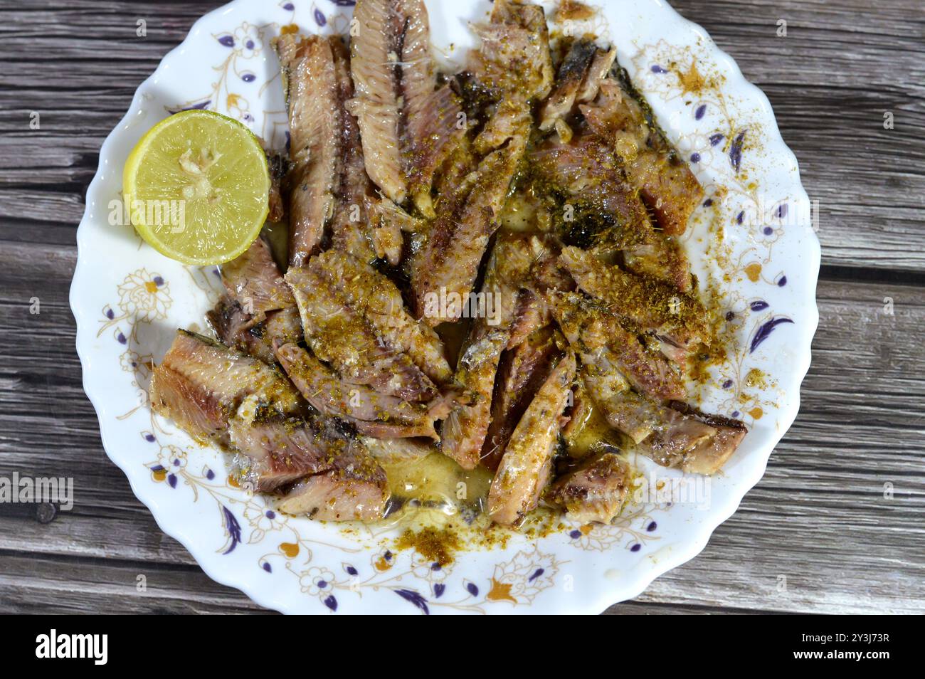 Canned spiced Sardines in vegetable oil, easy opening, sardine fish ...