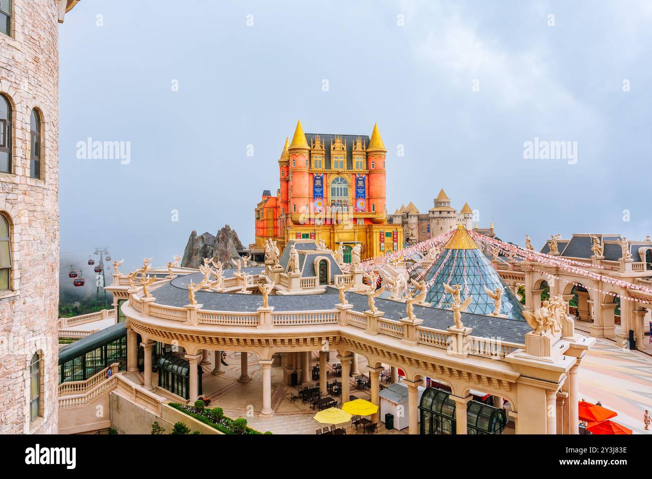 SUN WORLD BA NA HILLS Stock Photo - Alamy