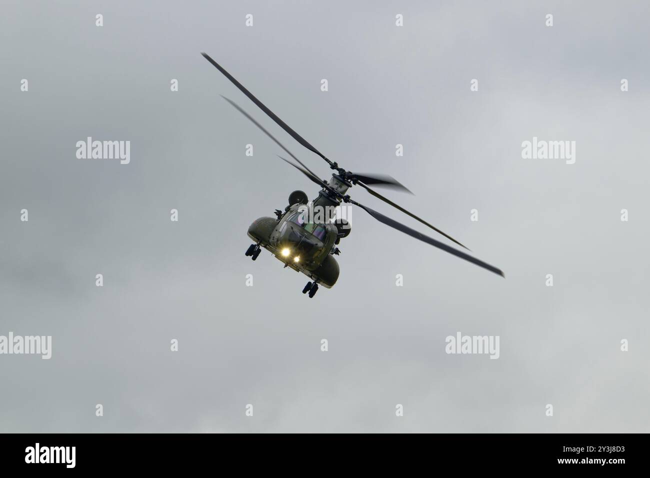 Boeing mh 47e hi-res stock photography and images - Alamy